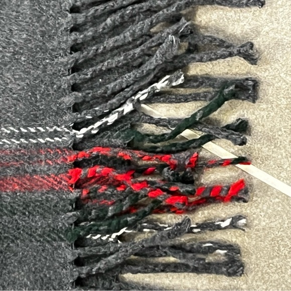 Roca Home | Bedding | Roca Home Plaid Holiday Throw Blanket Grey Red ...